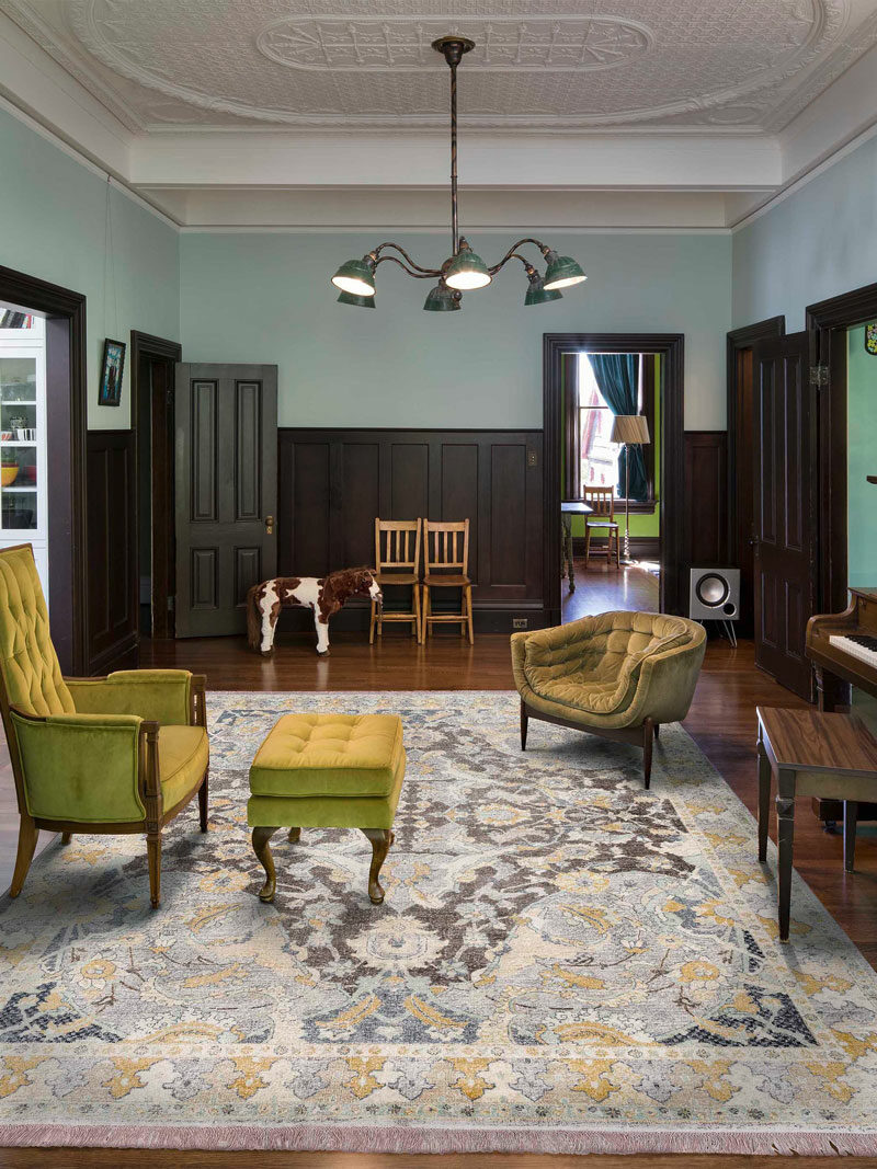 UrbanLavish No. 2A with Checkerboard Victoria - RUG STAR