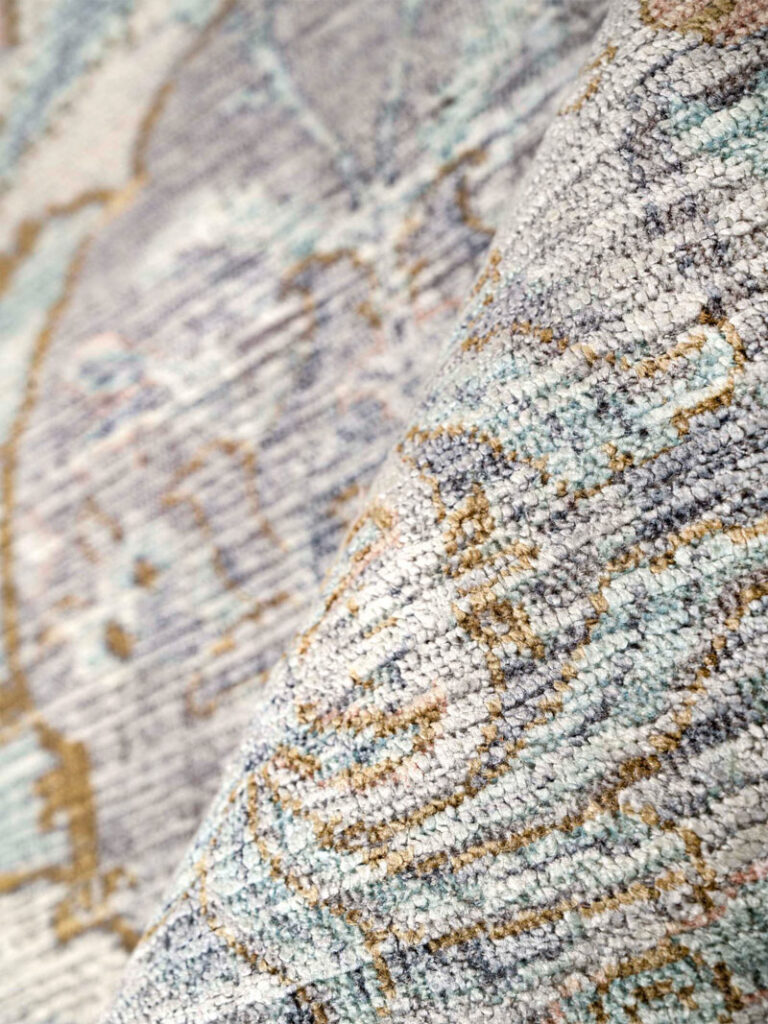 UrbanLavish No. 3A with Checkerboard Caroline - RUG STAR